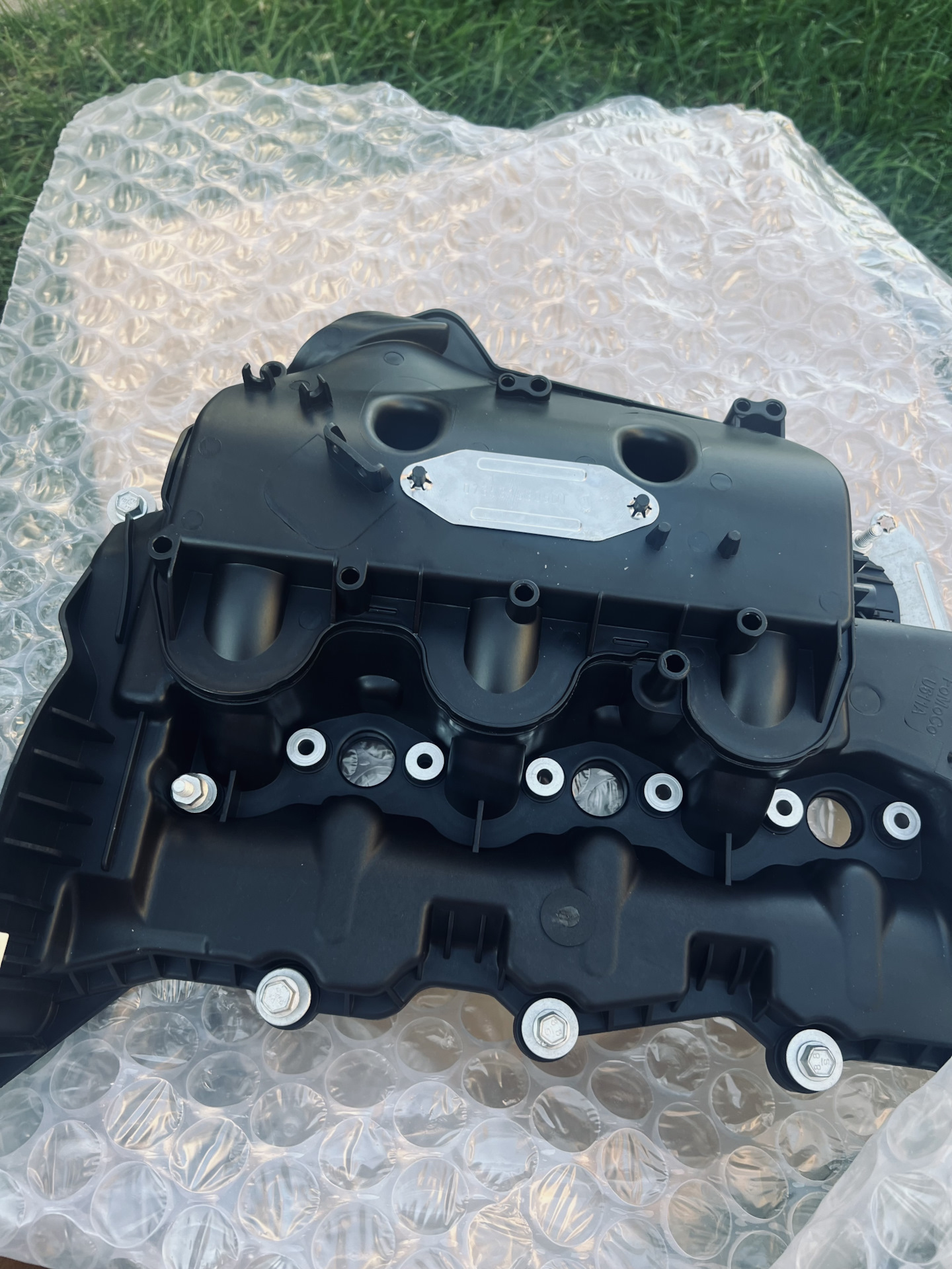 Замена левой клапанной крышки двигателя Range Rover 3.0 tdv6 — Land ...