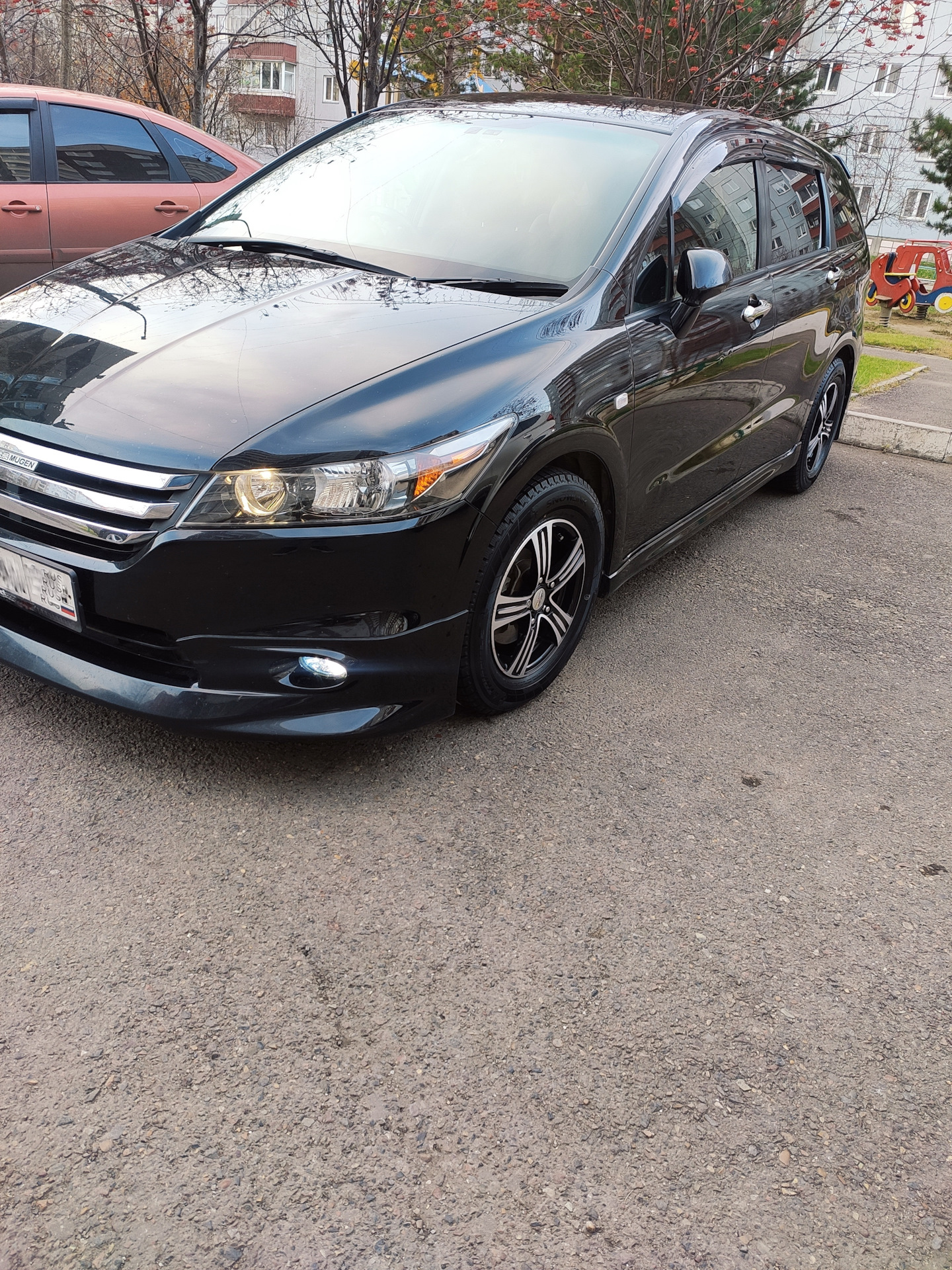 Рестайлинг — Honda Stream (RN6-9), 1,8 л, 2008 года | другое | DRIVE2