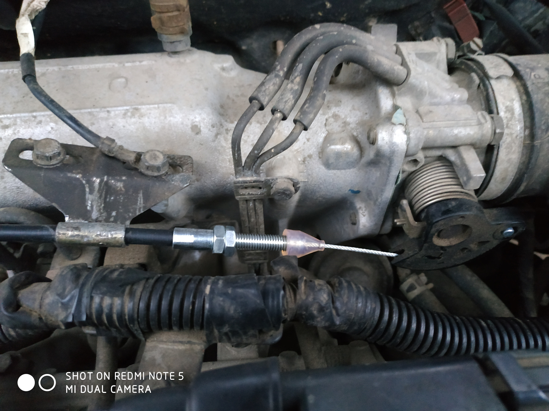 Трос акселератора™ — Mitsubishi Carisma, 1,6 л, 2000 года | своими ...