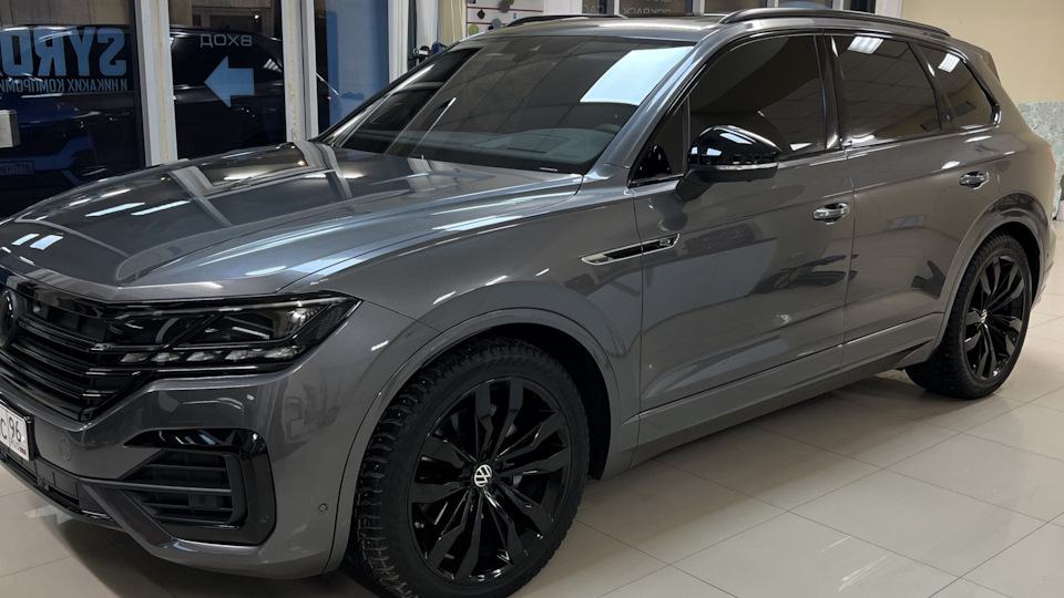 Volkswagen Touareg (3G) 3.0 дизельный 2021 | R-Line, Black Style на DRIVE2