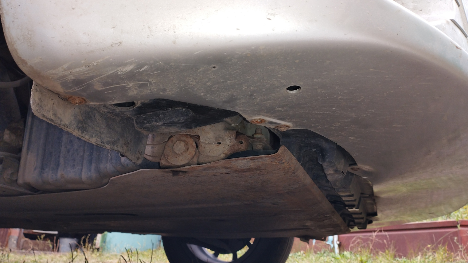 Замена лампочки противотуманки на SUZUKI SX4 — Suzuki SX4 Sedan, 1,6 л ...