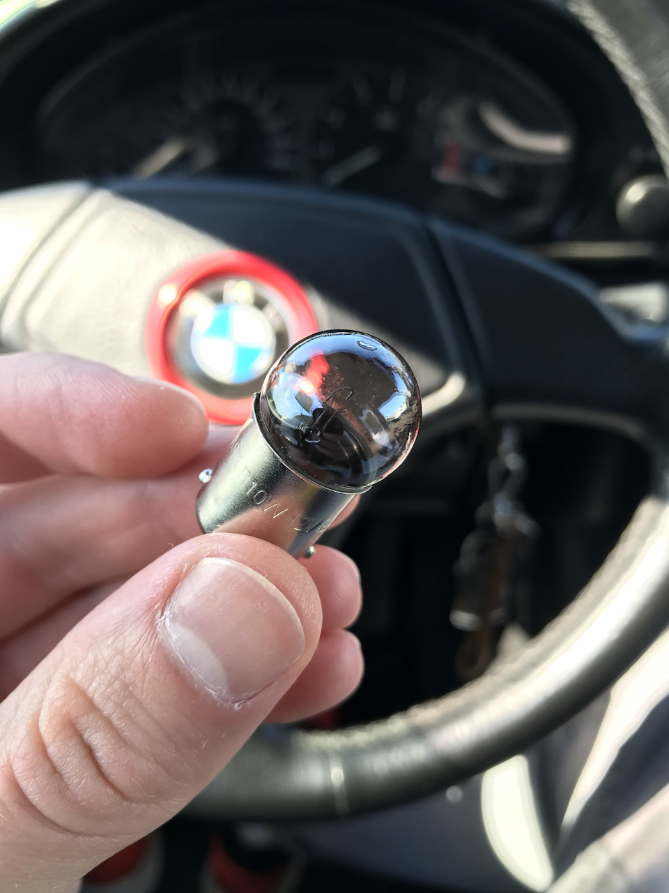Предохранитель 46 — BMW 3 series (E36/5), 1,6 л, 1997 года ...