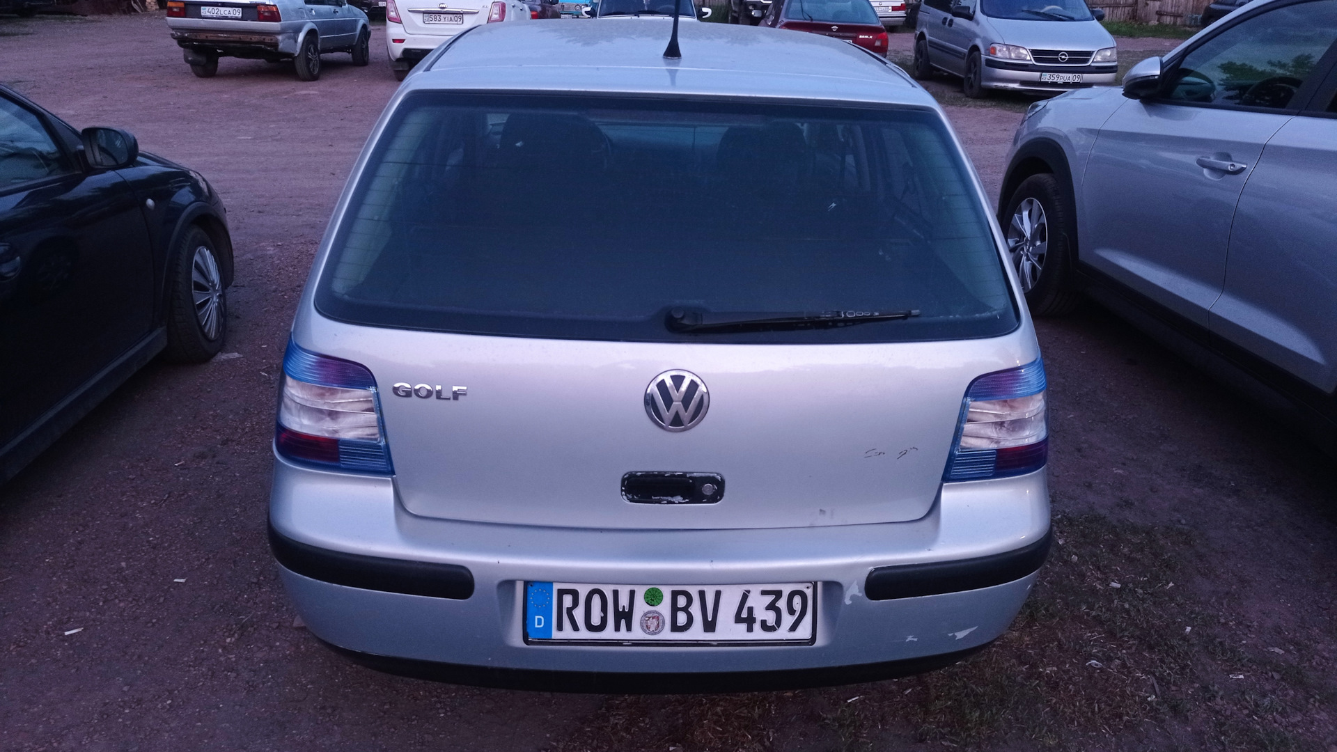 Задние фонари Hella Magic Colours (blue) — Volkswagen Golf Mk4, 1,4 л ...