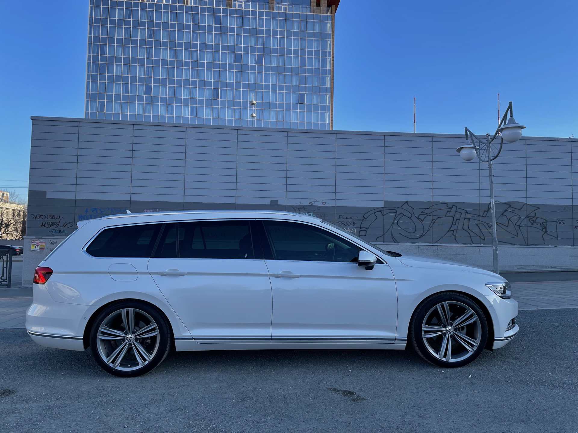 Немного фото — Volkswagen Passat Variant (B8), 1,4 л, 2016 года ...