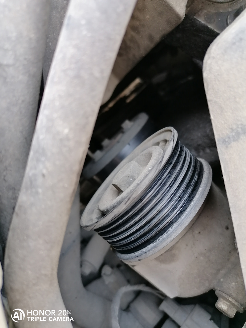 Приводной ремень 3.03.20 — Ford Focus Hatchback II, 1,8 л, 2010 года ...