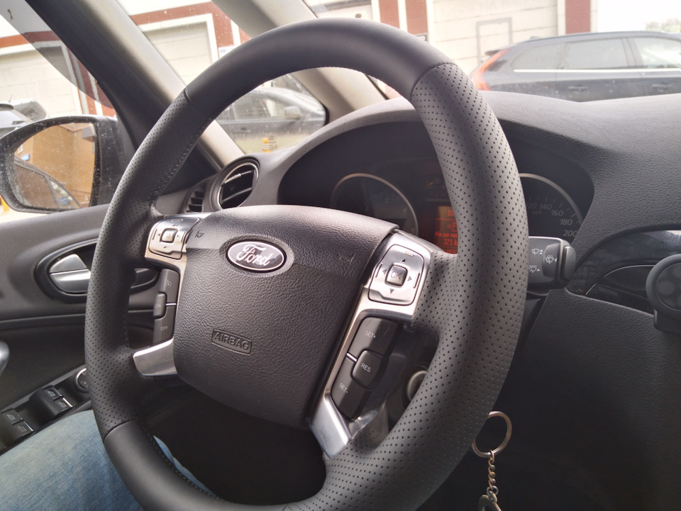 Оплётка руля — Ford Galaxy (Mk III), 2 л, 2008 года | аксессуары | DRIVE2