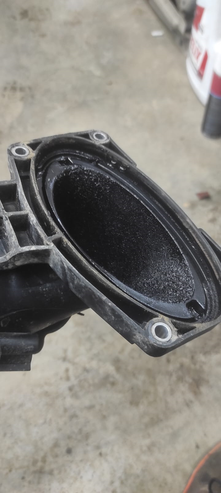 Замена прокладки дроссельной заслонки — Mercedes-Benz GLC-Class (X253 ...