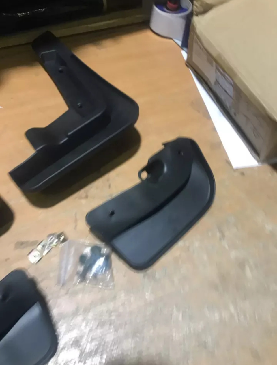 Новые брызговики. — Volkswagen Transporter T5, 1,9 л, 2007 года ...