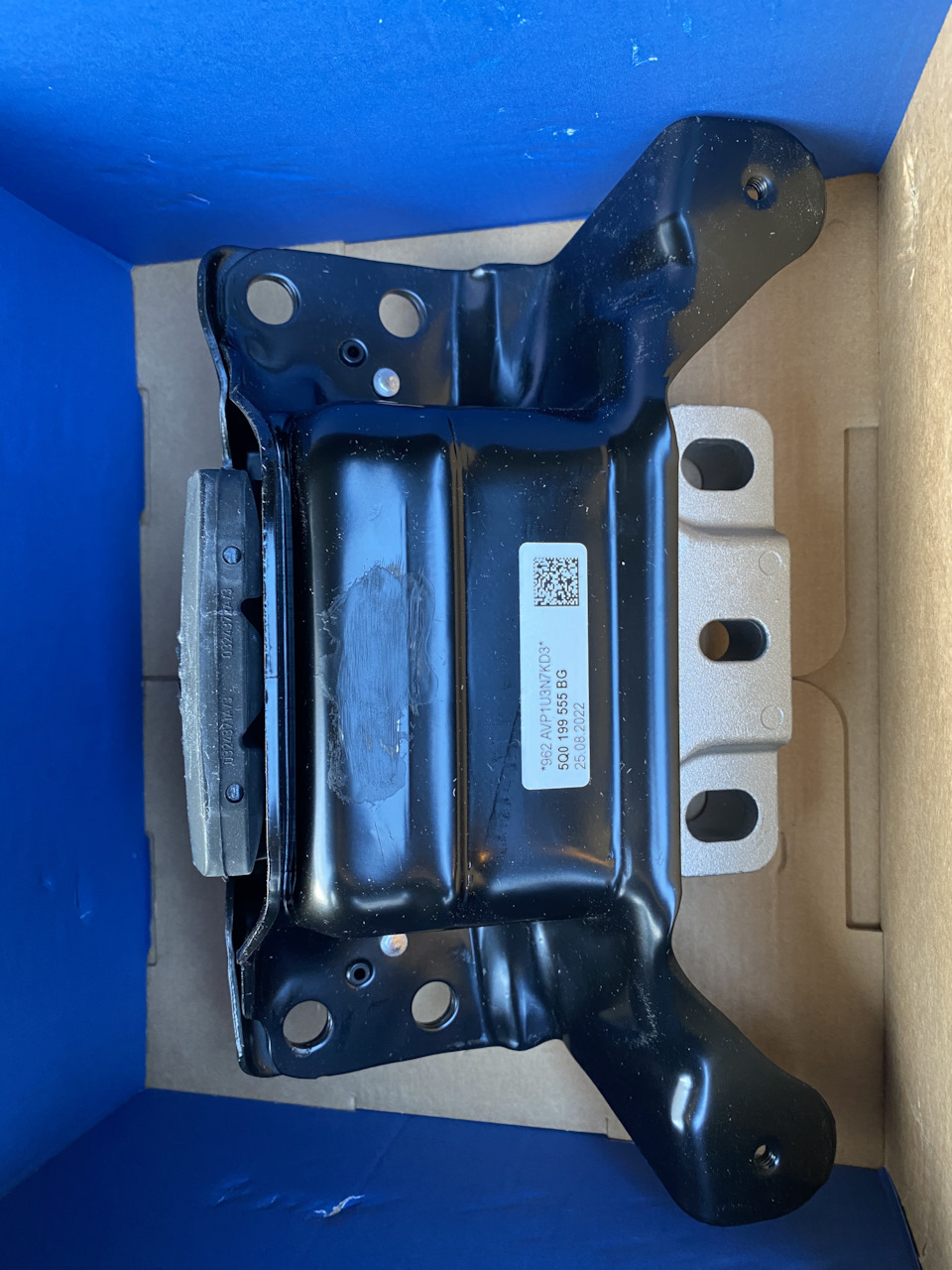 5Q0199555BG Подвеска, двигатель VAG | Запчасти на DRIVE2