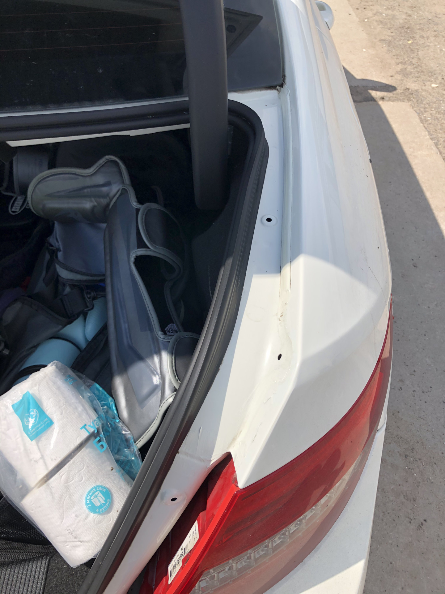 Чистка под накладками — Mercedes-Benz C-Class (W204), 1,8 л, 2012 года ...