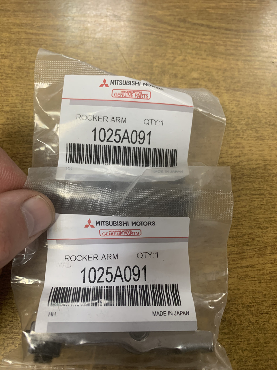 1025A091 Коромысло клапана OEM Mitsubishi | Запчасти на DRIVE2