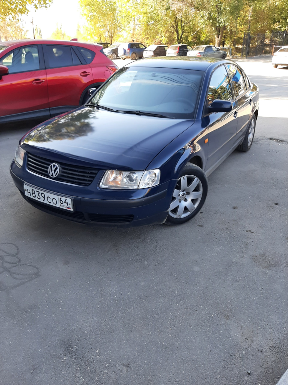 Датчик кислорода и трос педали газа — Volkswagen Passat B5, 1,6 л, 1997 ...