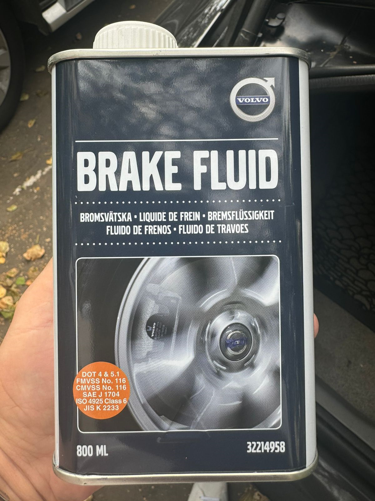 Замена тормозной жидкости — Volvo S60 (1G), 2,4 л, 2007 года | визит на ...