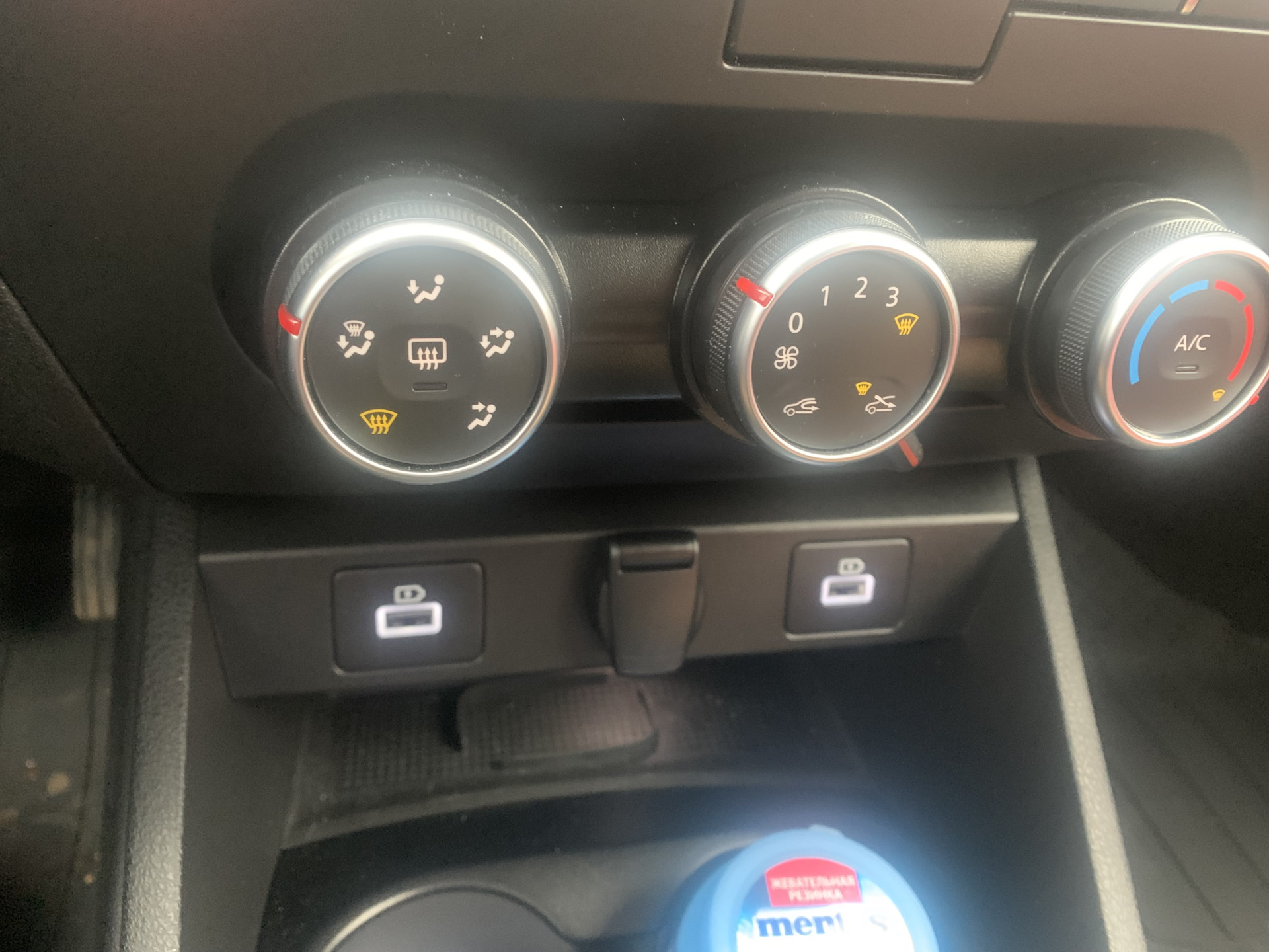 Подсветка usb, ног и центральной консоли — Lada Vesta (NG), 1,6 л, 2023 ...