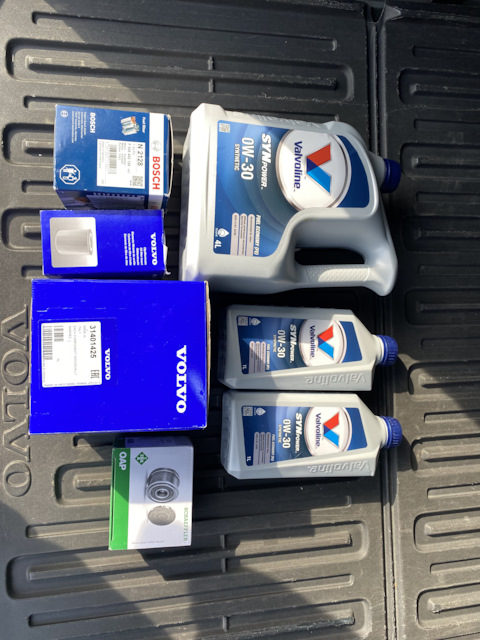 31401425 Комплект ремней навесного Volvo | Запчасти на DRIVE2