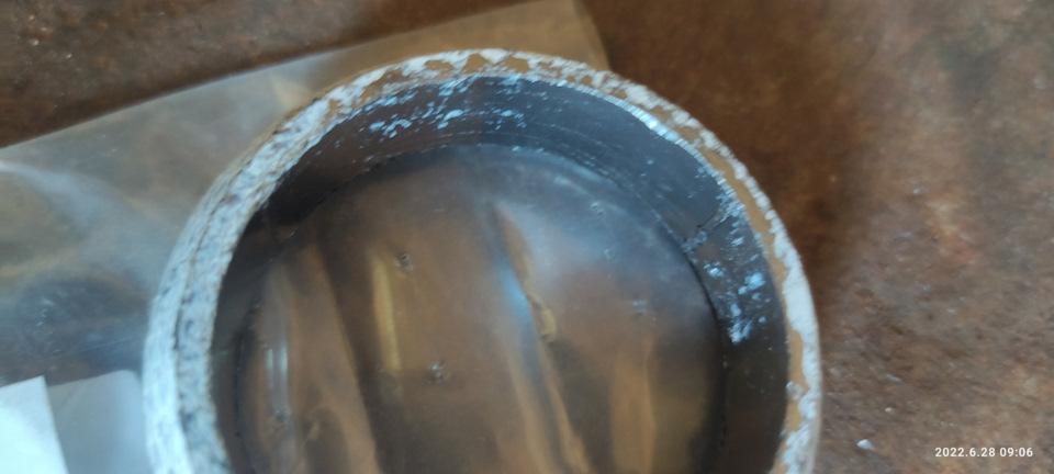 Замена кольца глушителя — Toyota Avensis II, 1,8 л, 2007 года | своими ...