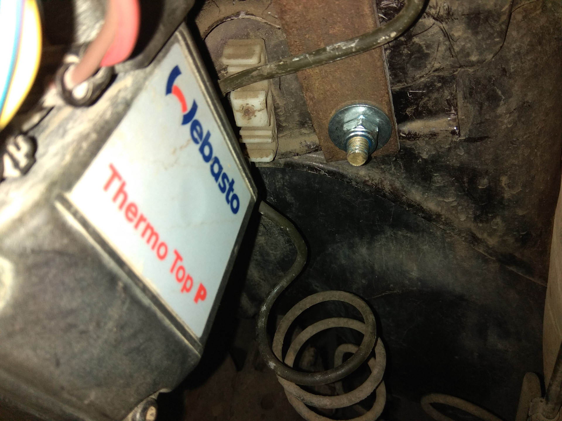 Установка webasto — SsangYong Rexton (1G), 2,7 л, 2007 года | тюнинг | DRIVE2