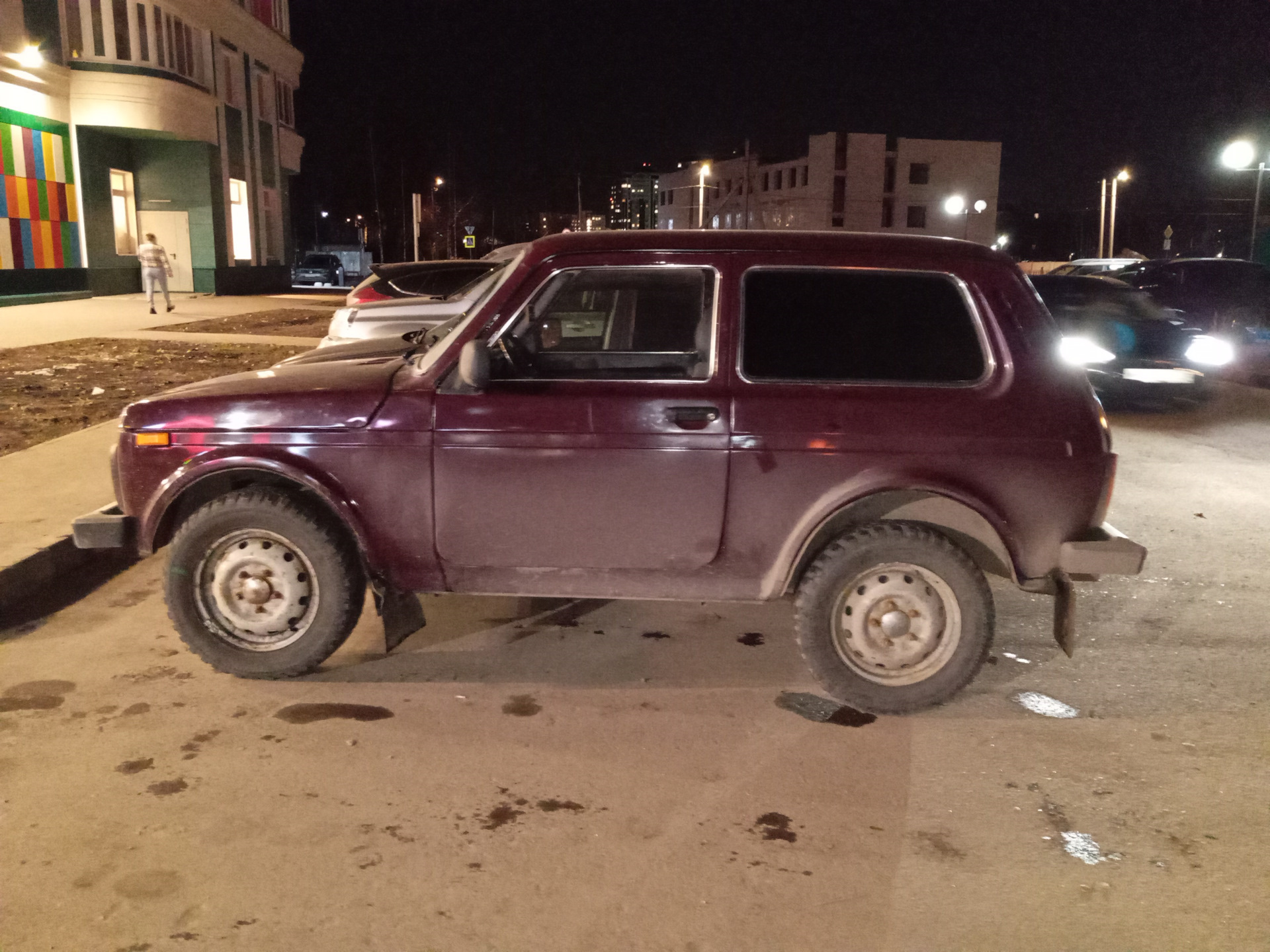Грязевая резина. Домкрат — Lada 4x4 3D, 1,7 л, 2012 года | шины | DRIVE2