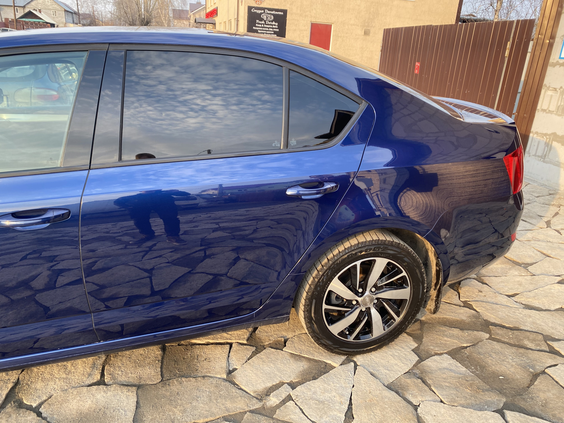 MOMO revenge r18 — Skoda Octavia A7 Mk3, 1,8 л, 2014 года | колёсные ...