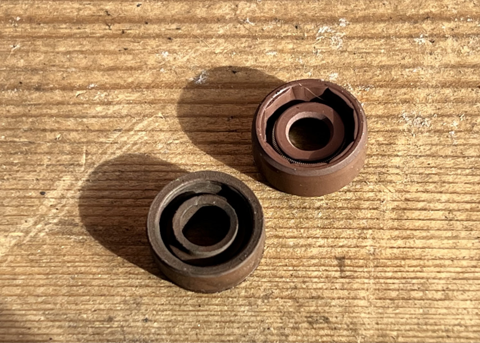 1710130040 Коллектор впускной для Hilux и Land Cruiser TOYOTA LEXUS ...