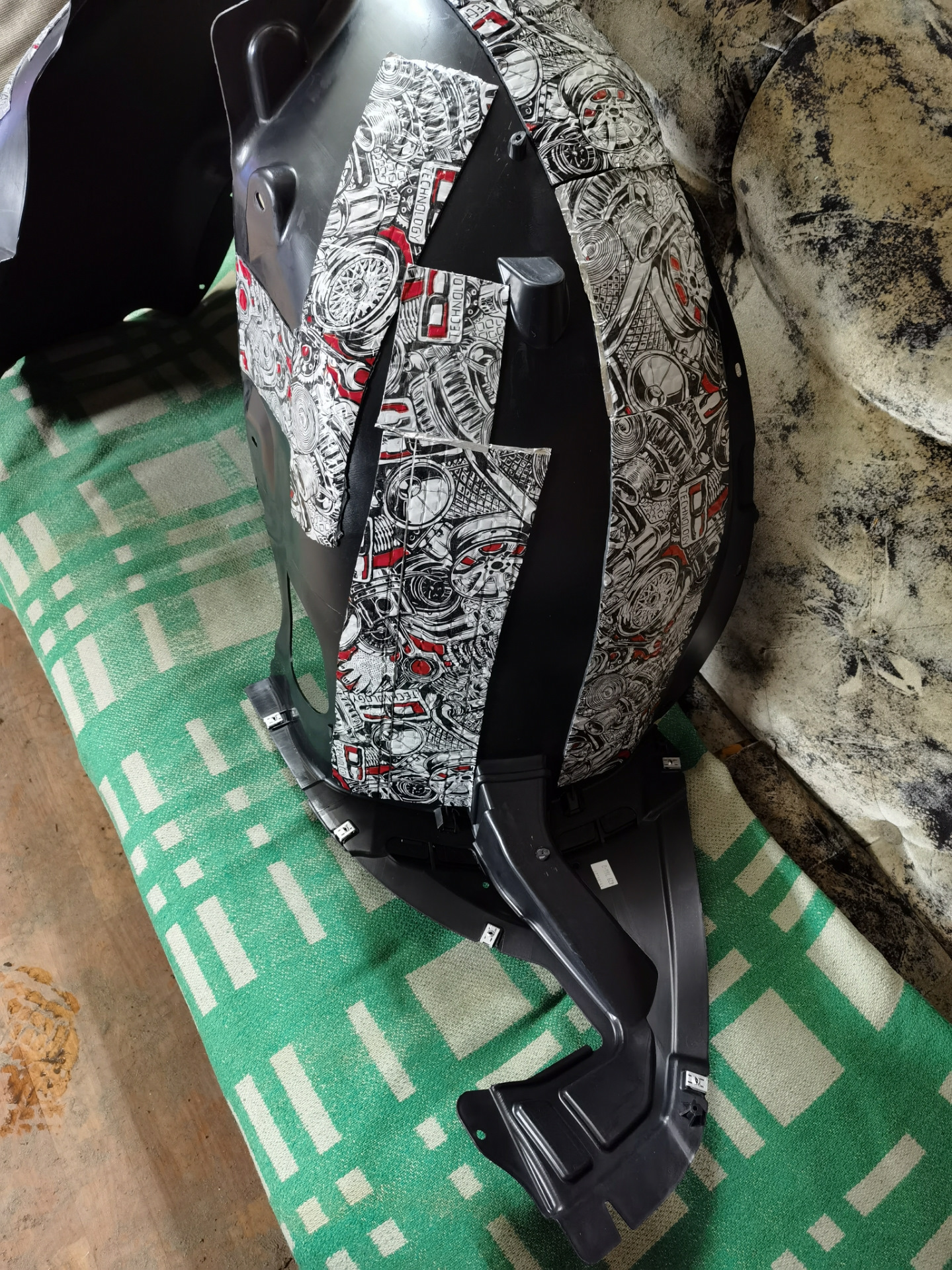 Замена переднего подкрылка(локера) — Skoda Octavia A7 Mk3, 1,8 л, 2014 ...