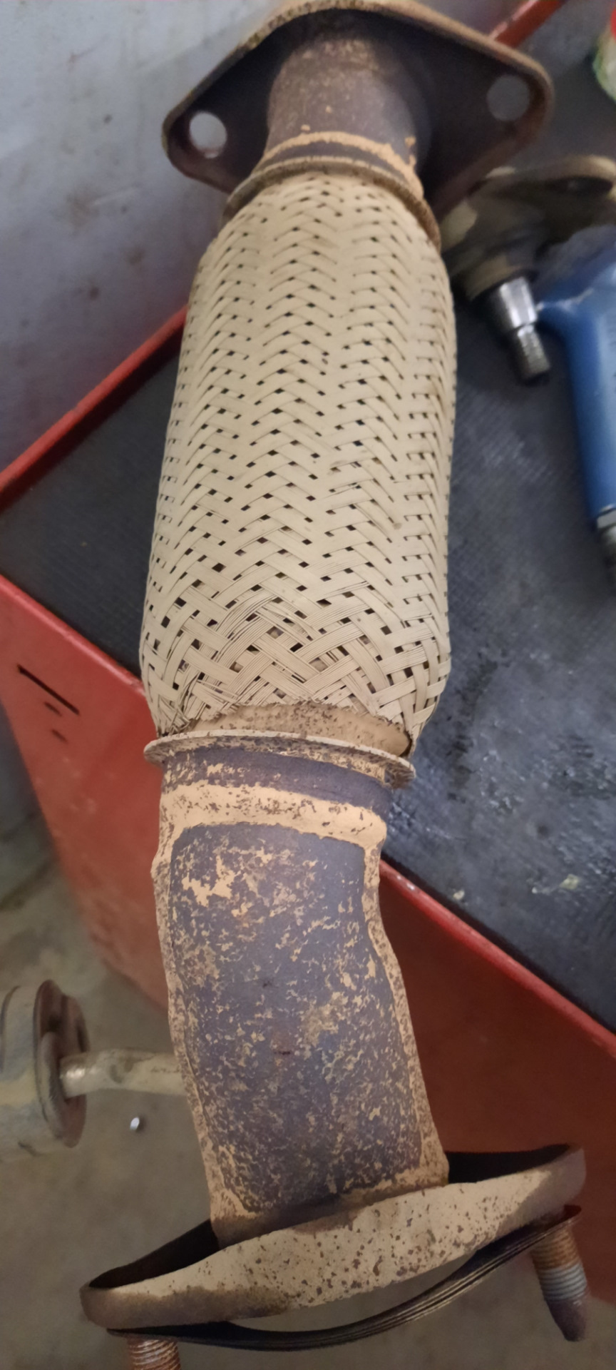 Замена гофры — Hyundai Elantra (4G), 1,6 л, 2008 года | визит на сервис ...