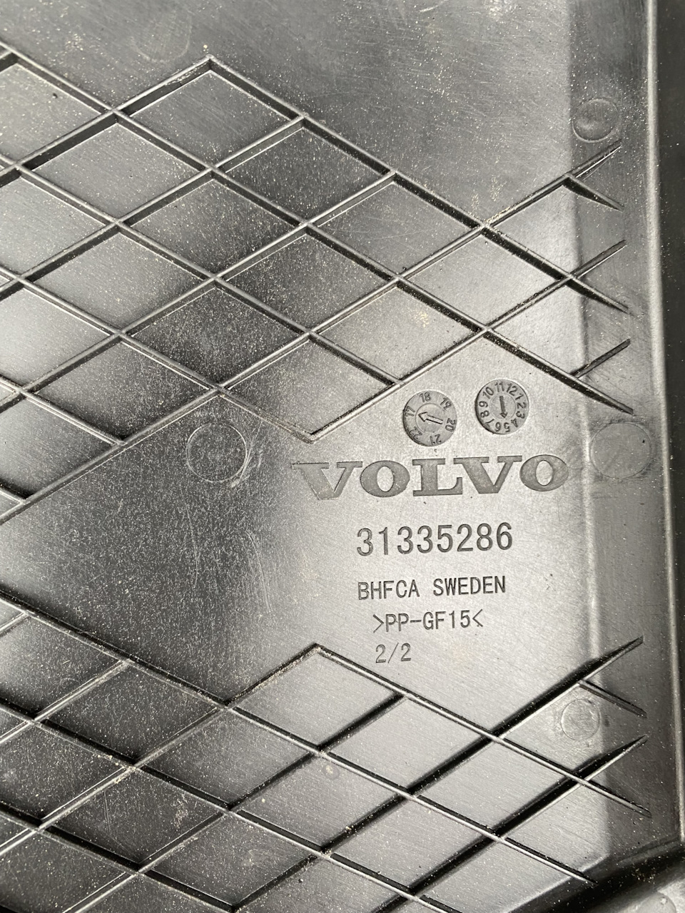 31335286 Высокая крышка Volvo | Запчасти на DRIVE2