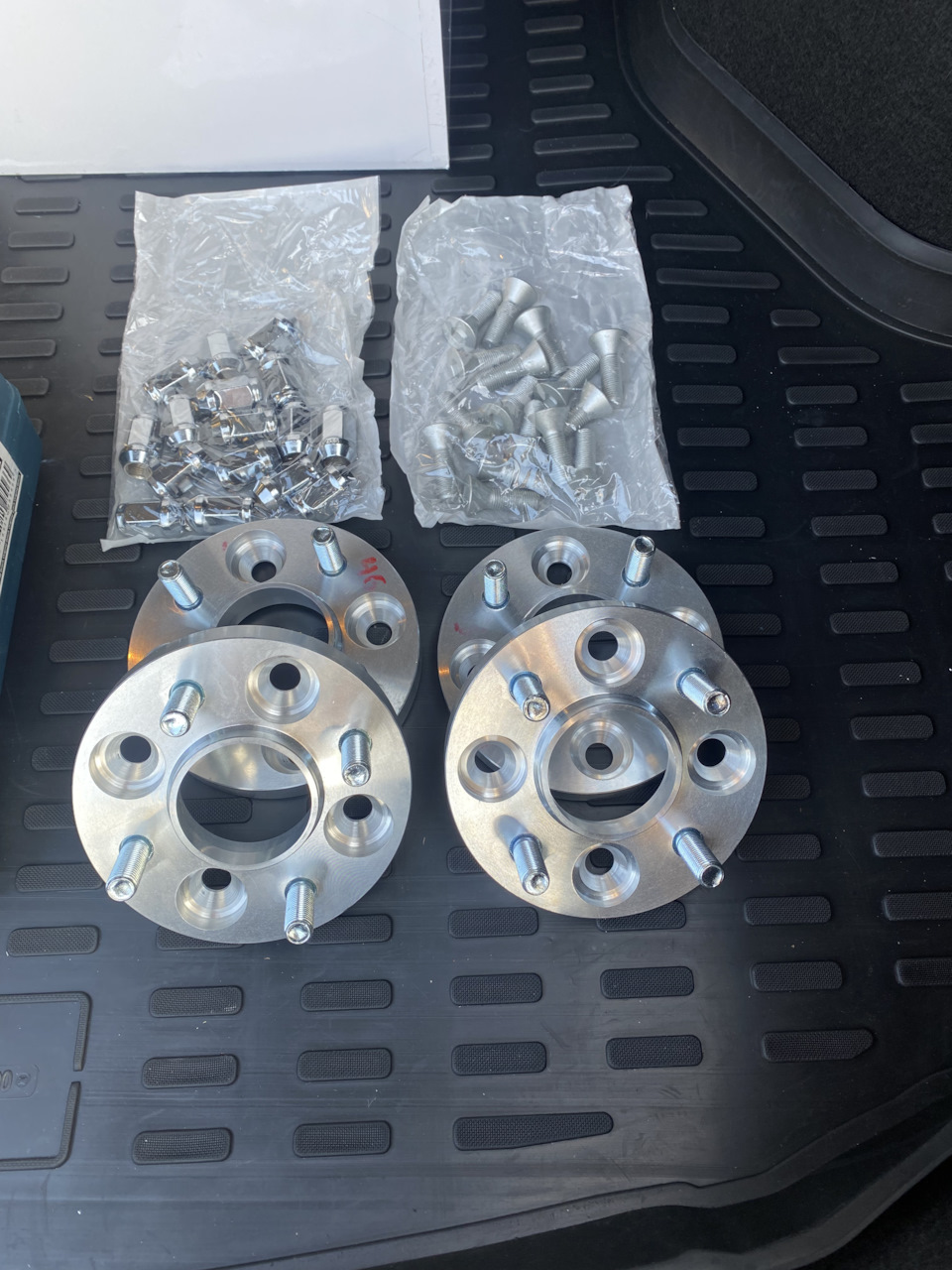 Проставки-адаптеры от ADAPTERS MASTERS — Lada Гранта (2G) FL, 1,6 л ...
