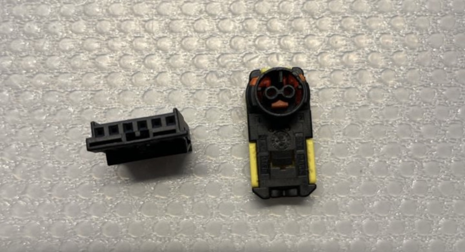 4F0972562 Разъем (фишка с проводами) AUDI A6 VAG | Запчасти на DRIVE2