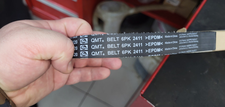 Замена бракованного приводного ремня — KIA Sorento (3G), 2,2 л, 2017 ...