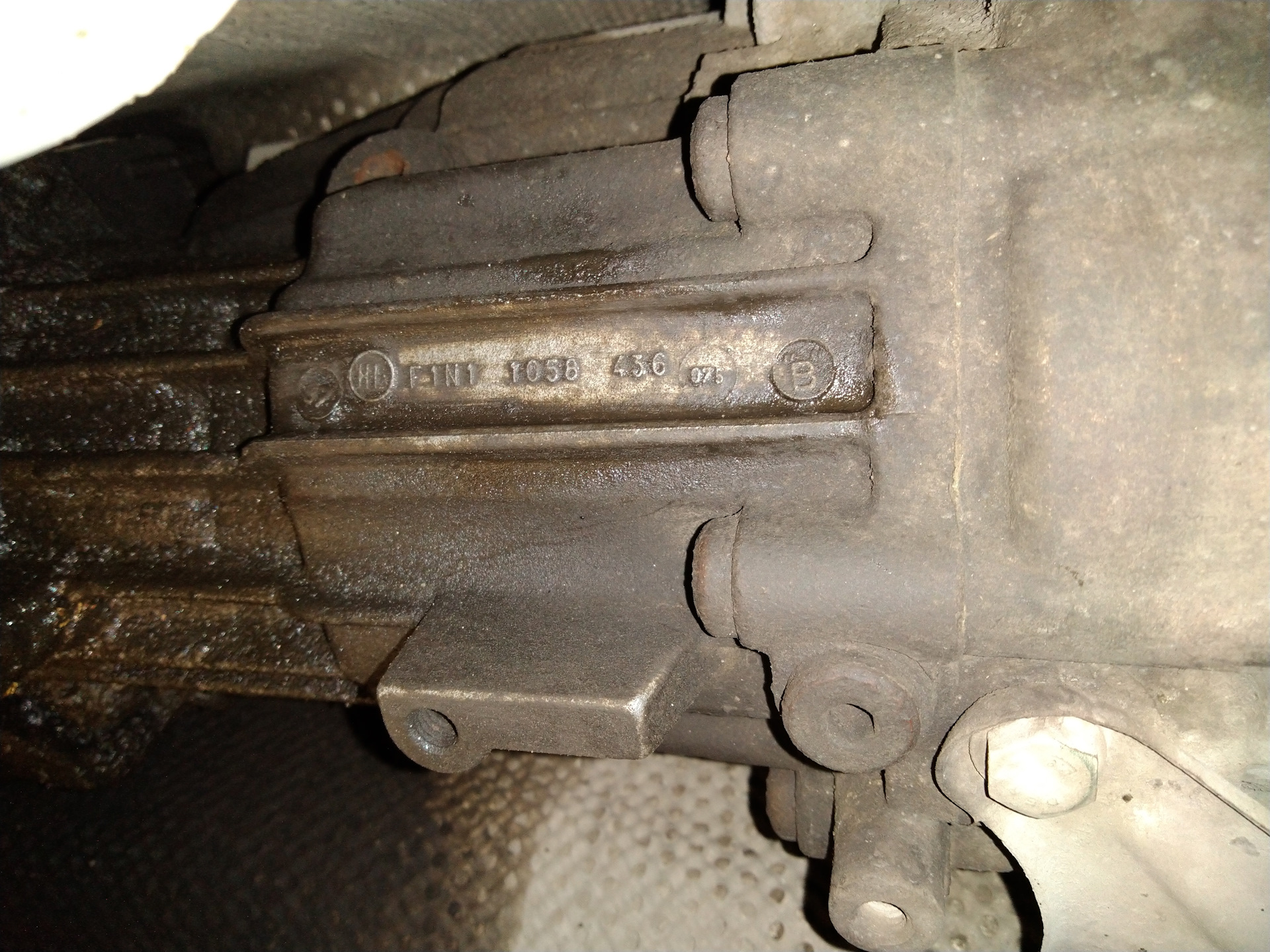 Помогите с выбором сальника хвостовика АКПП (торсена) — Audi A6 (C5), 2 ...