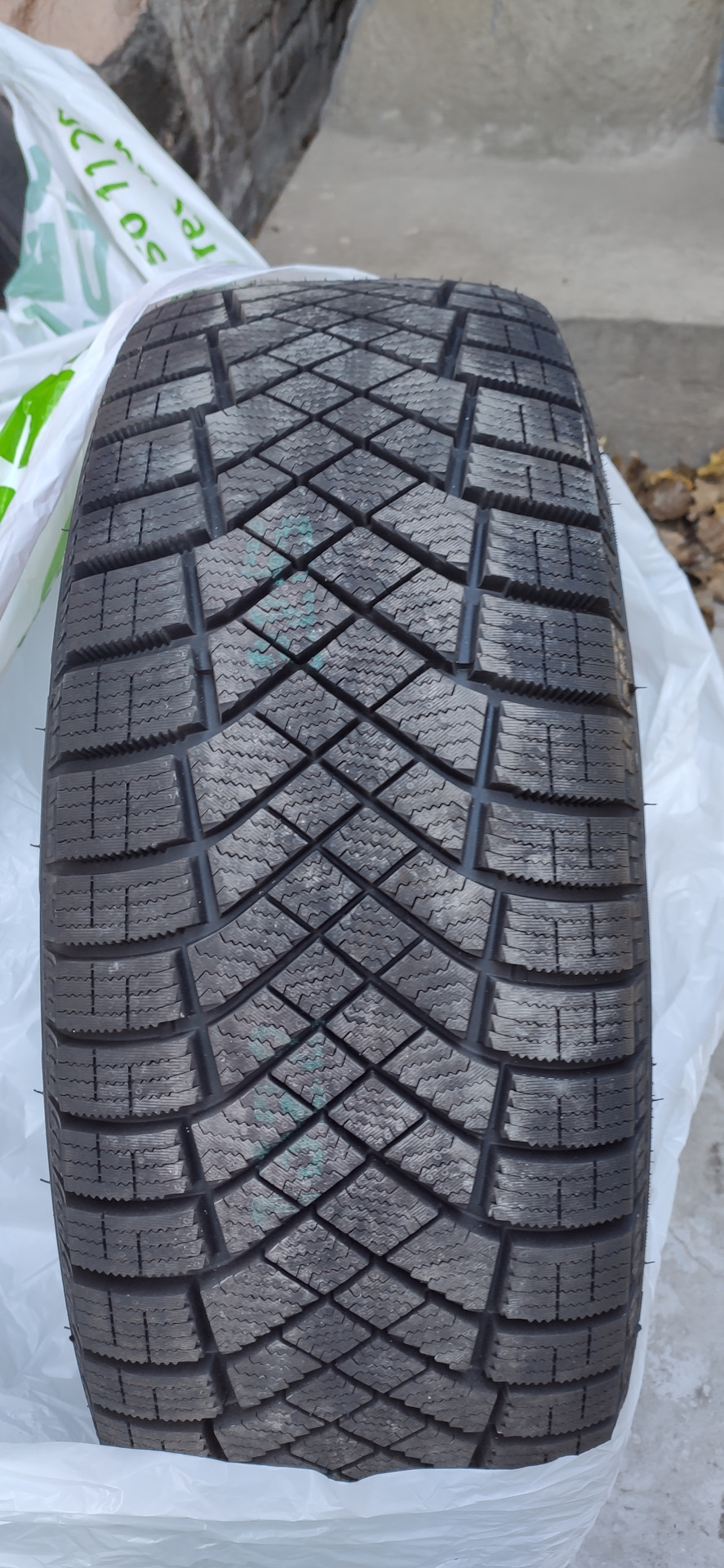 Зимние шины выбор сделан, Pirelli Ice Zero Friction — Honda Civic 4D ...