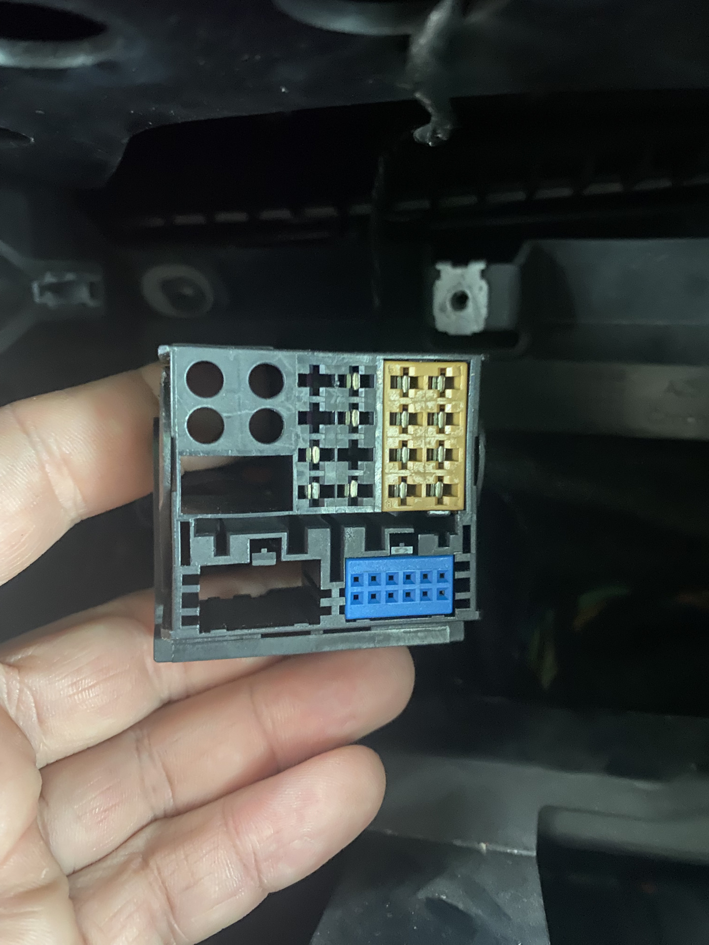 Установка RCD- 320 . Нужна помощь — Volkswagen Polo Sedan, 1,6 л, 2012 ...