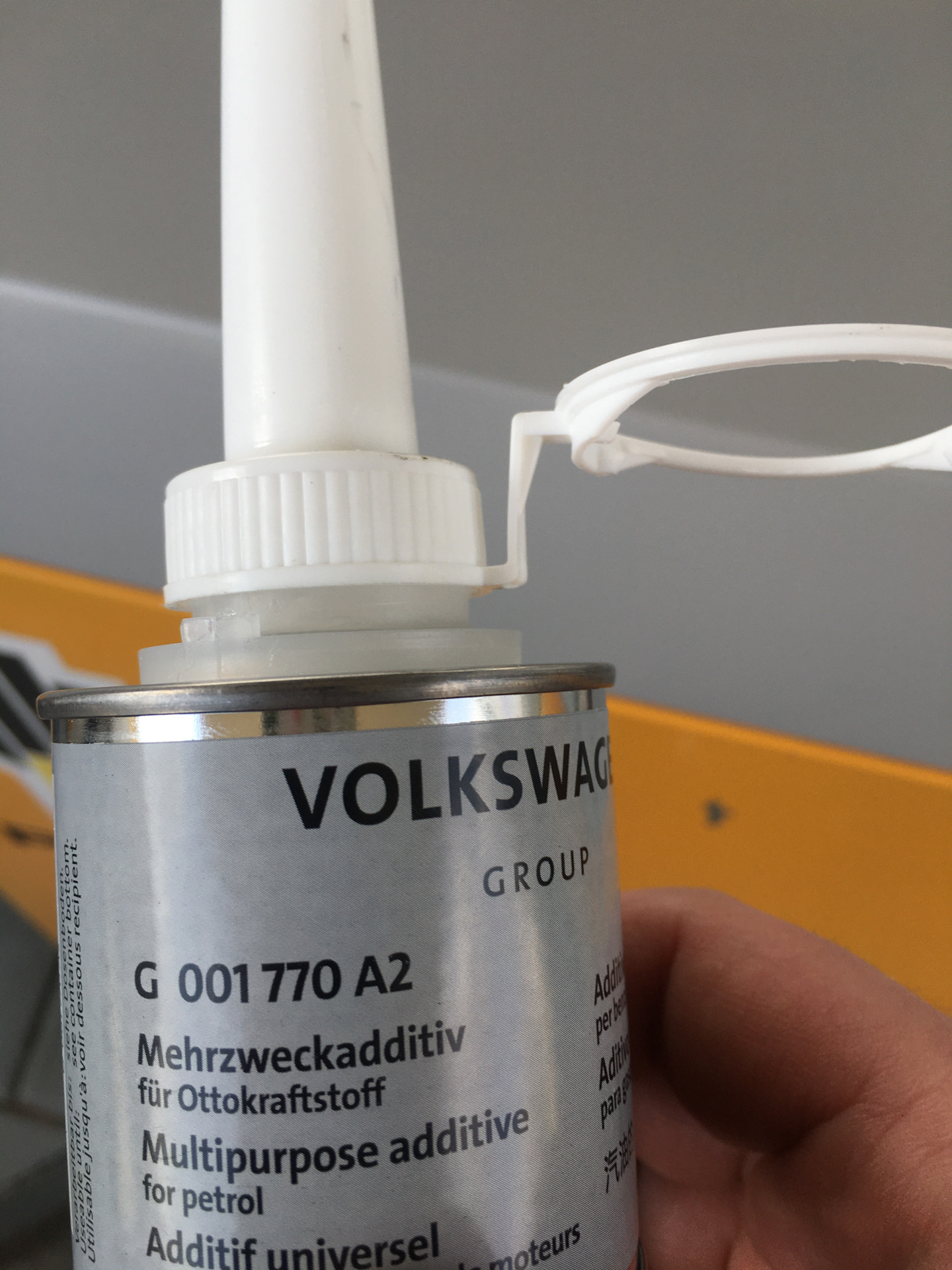 Присадка в бензин G001770A2 — Volkswagen Polo Sedan, 1,6 л, 2019 года ...