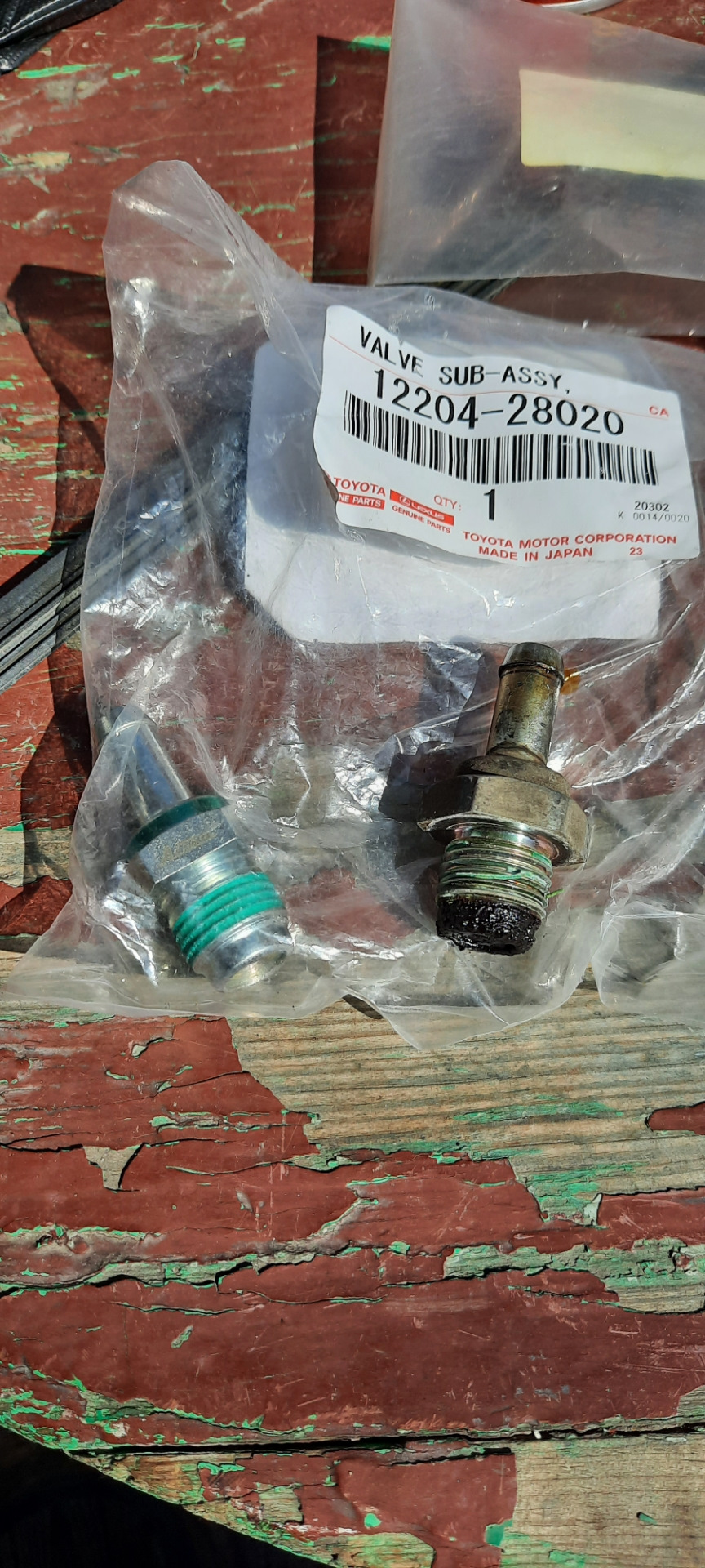 1220428020 Клапан вентиляционнный 12204-28020 TOYOTA LEXUS | Запчасти ...