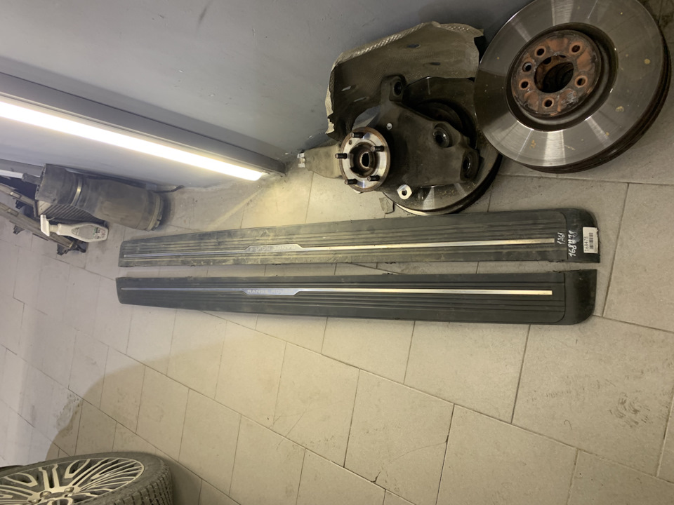 Оригинальные электрические пороги Range Rover sport финал — Land Rover ...