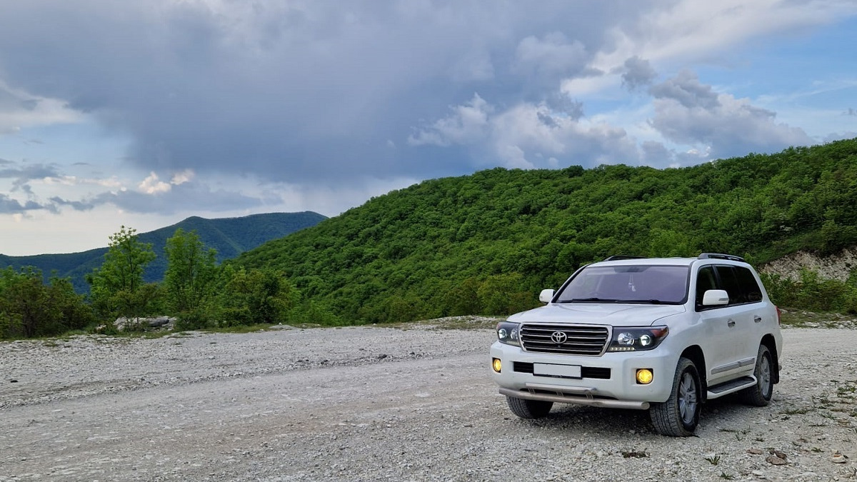 Toyota Land Cruiser 200 4.5 дизельный 2012 | School Bus на DRIVE2