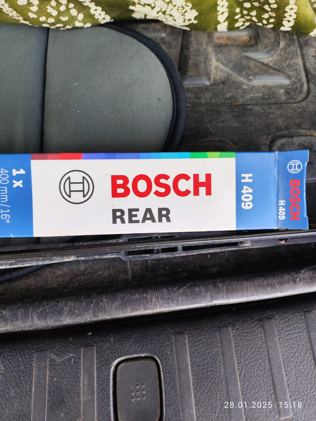 Задняя щетка нашлась — Toyota Harrier (2G), 2,4 л, 2003 года | аксессуары | DRIVE2