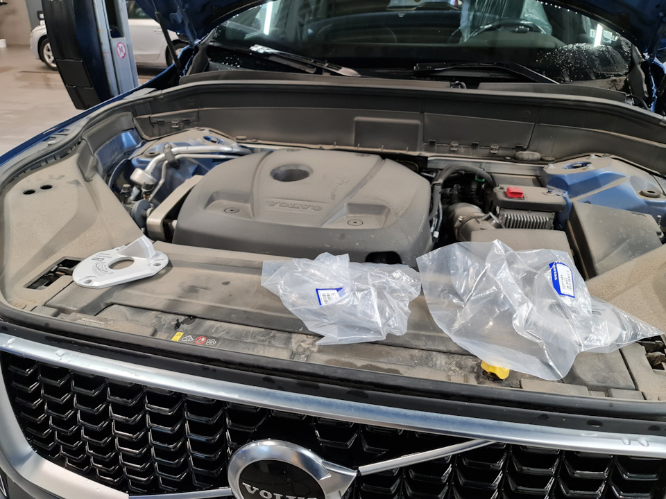 Распорка передних стоек XC90 с 15 года — Volvo XC90 (2G), 2 л, 2020 ...