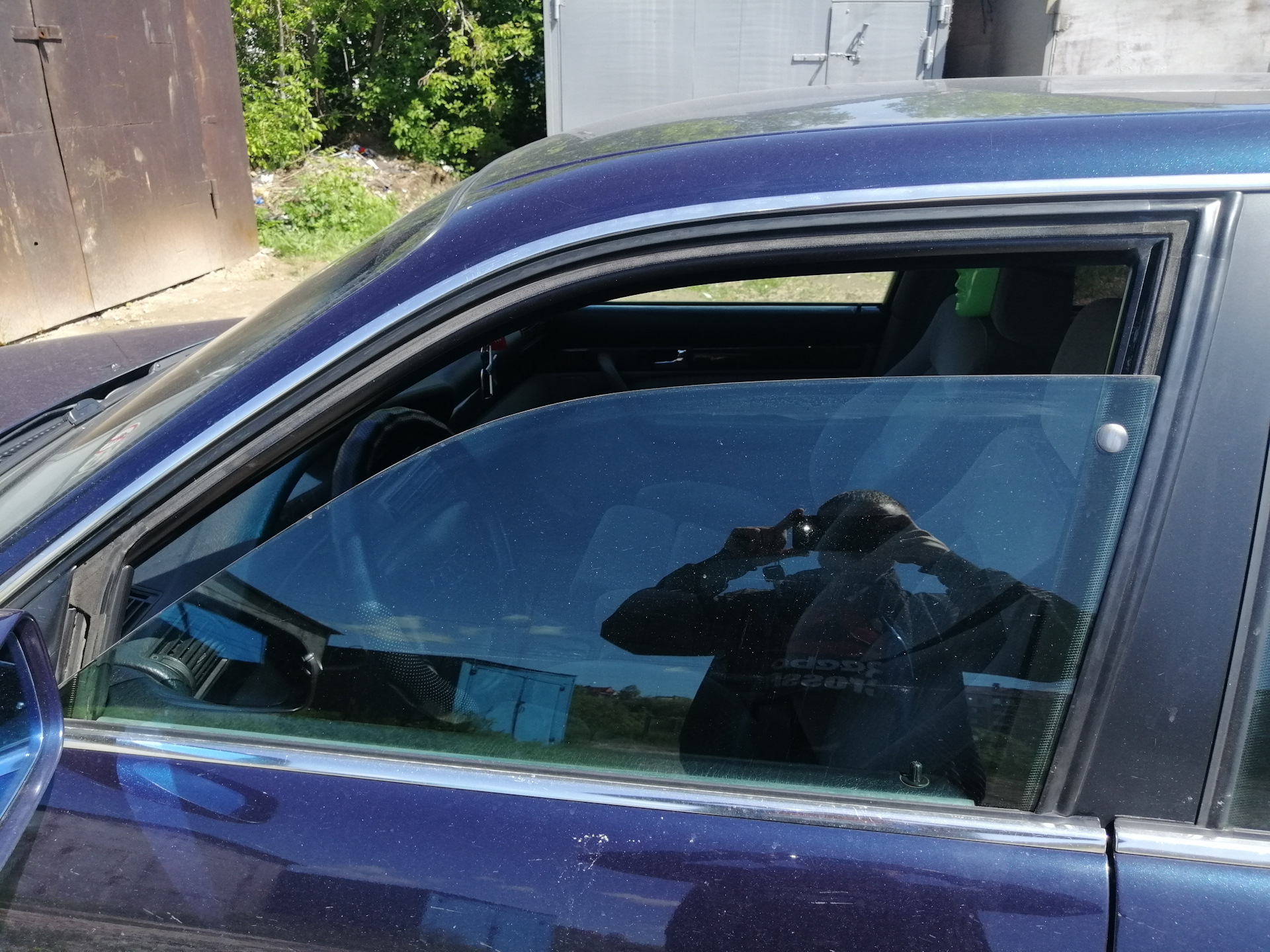 Красные ремни безопасности — Audi A6 (C5), 4,2 л, 2003 года | стайлинг ...