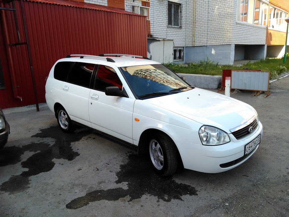 закатал стойки в черный матовый оракал — Lada Приора универсал, 1,6 л ...