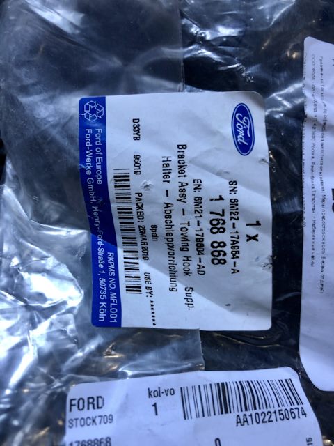 1768868 Крюк буксировочный / Fiesta 08~ Focus-III 11~ Ford | Запчасти ...