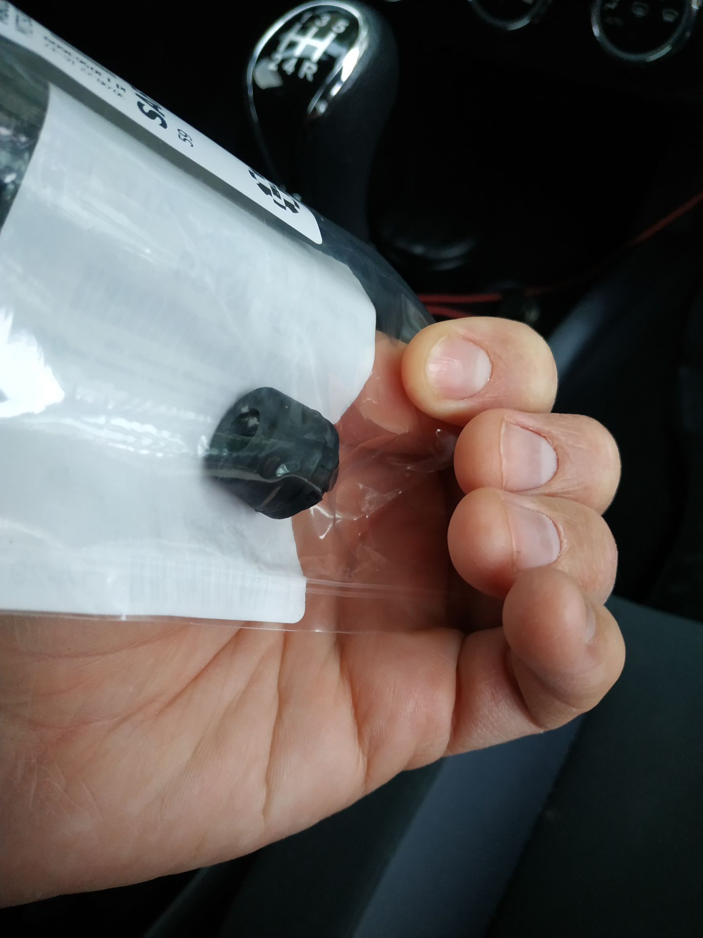 Отбойник — Mitsubishi Outlander XL, 2 л, 2011 года | своими руками | DRIVE2