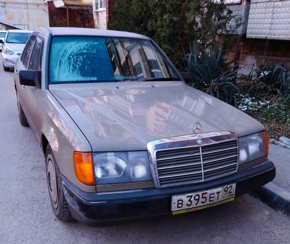 23.01.2024 Замена решетки радиатора и поворотников. — Mercedes-Benz E ...