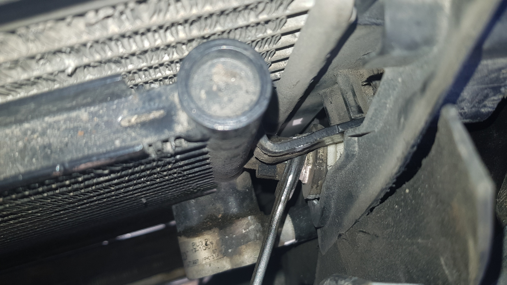 Датчик кондишки G395 — замена — Audi A6 Avant (C6), 2,7 л, 2007 года ...