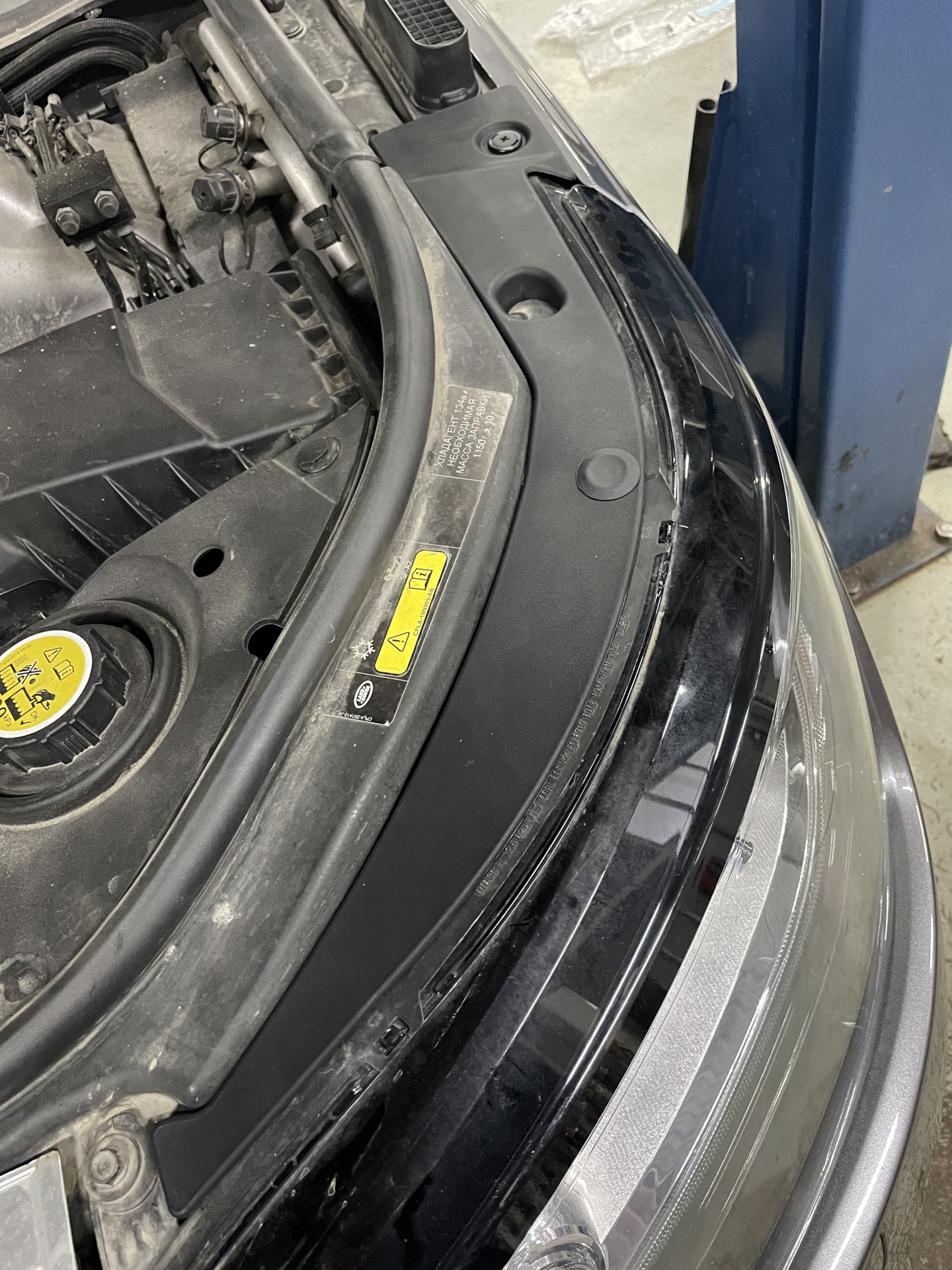 Защита от снега на фары + пломбы в стаканы — Land Rover Range Rover (4G ...