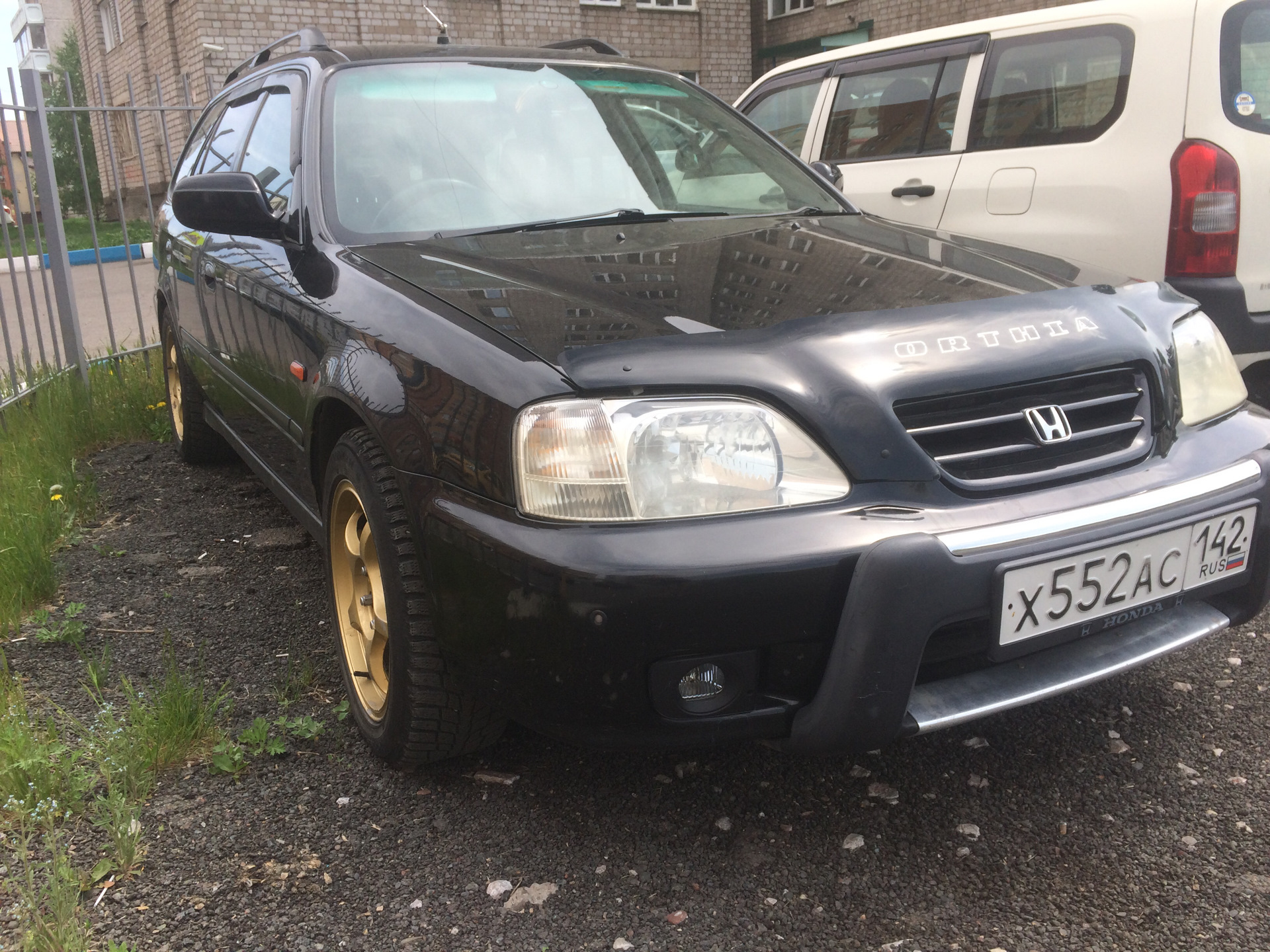 Тапочки! — Honda Orthia, 2 л., 1998 года | колёсные диски | DRIVE2