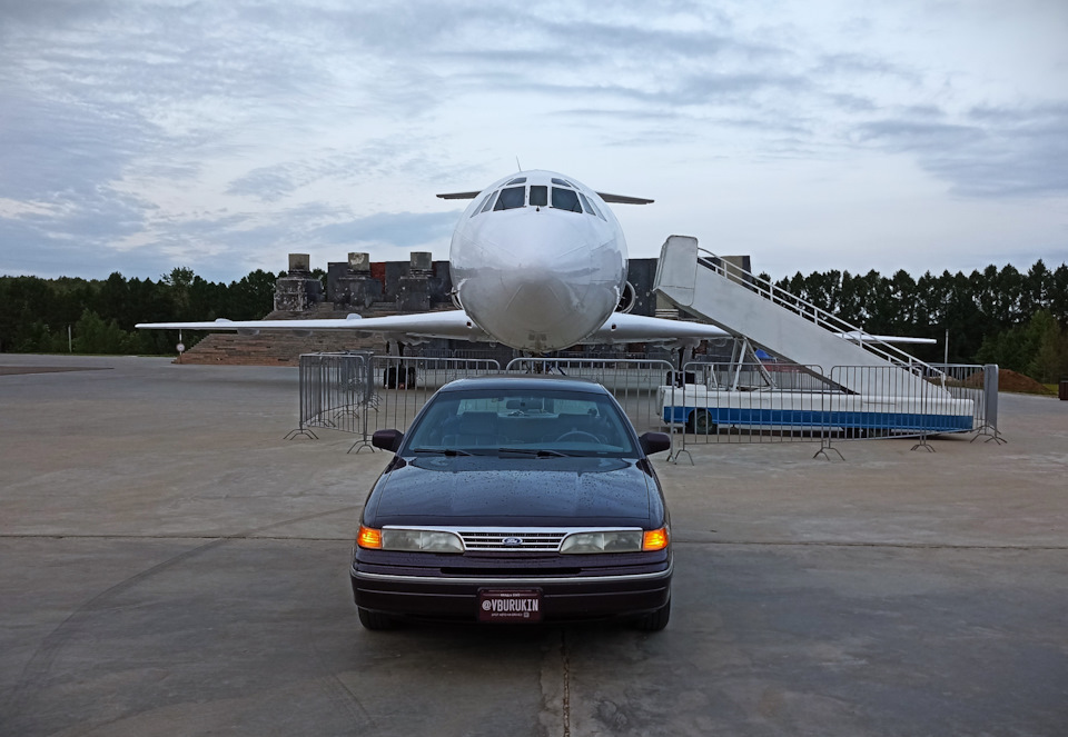 |35| Съёмки FCV в 'Москино' — Ford Crown Victoria (1G), 4,6 л, 1993 ...
