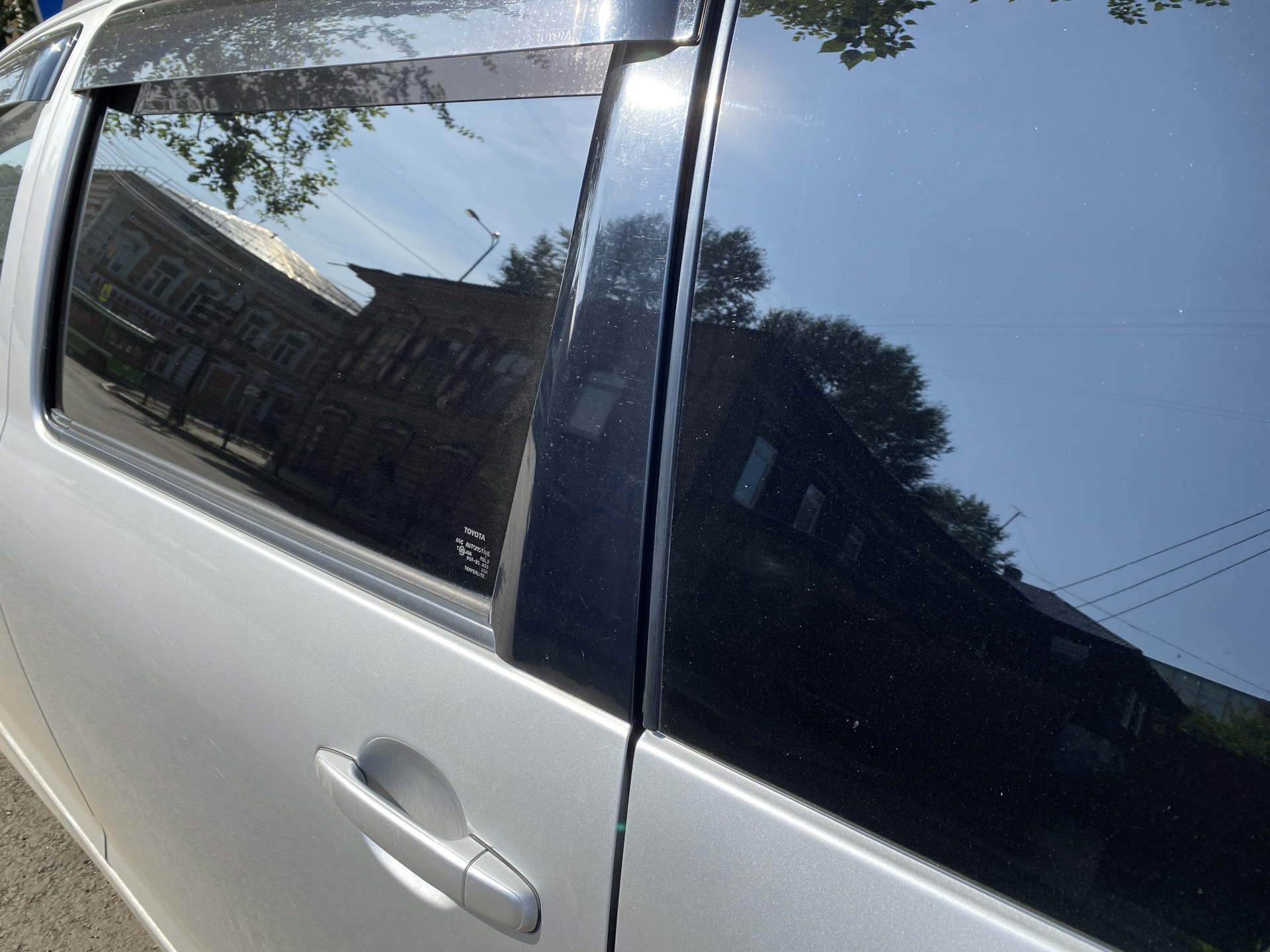 Вопрос с тонировкой решён — Toyota Wish (AE10), 1,8 л, 2009 года ...