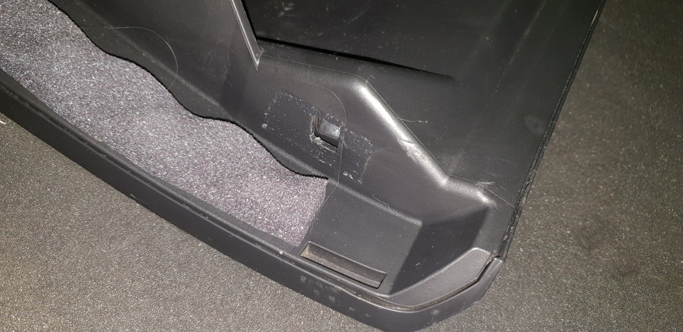 Замена накладки и перчаточного ящика — Mitsubishi Pajero (4G), 3,2 л ...